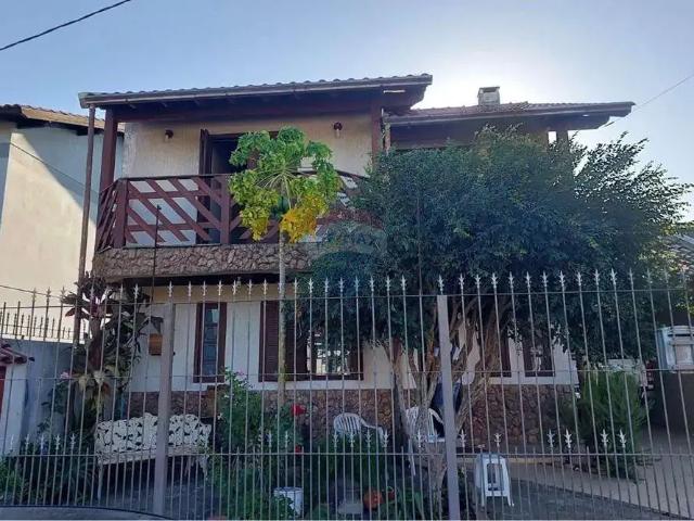 Casa / Sobrado para Venda em Cachoeirinha/RS Parque da Matriz 3 Quartos