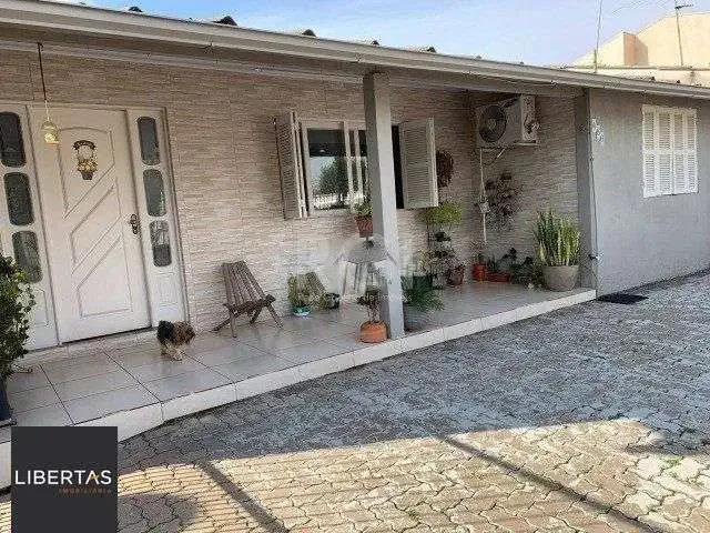 Casa / Sobrado para Venda em Cachoeirinha/RS Parque da Matriz 3 Quartos