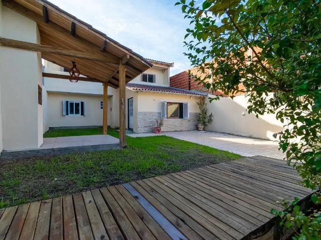 Casa / Sobrado para Venda em Cachoeirinha/RS Parque da Matriz 3 Quartos