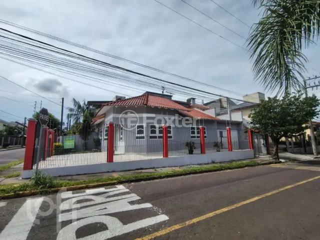 Casa / Sobrado para Venda em Cachoeirinha/RS Parque da Matriz 3 Quartos