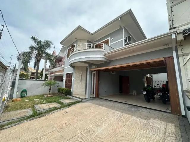 Casa / Sobrado para Venda em Cachoeirinha/RS Parque da Matriz 4 Quartos