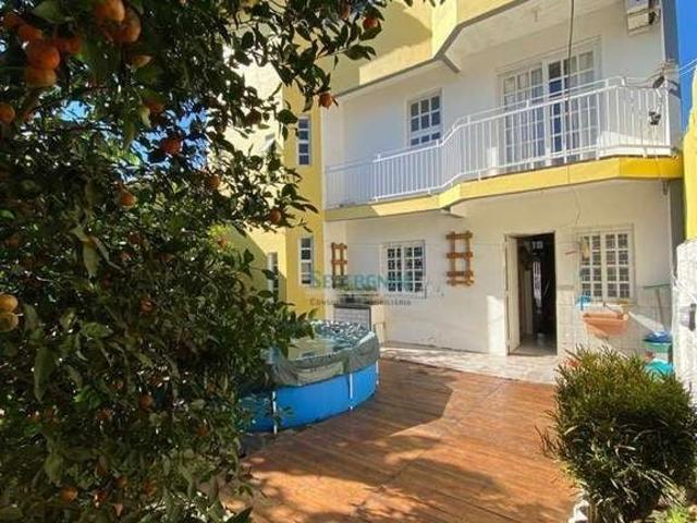 Casa / Sobrado para Venda em Cachoeirinha/RS Parque da Matriz 4 Quartos