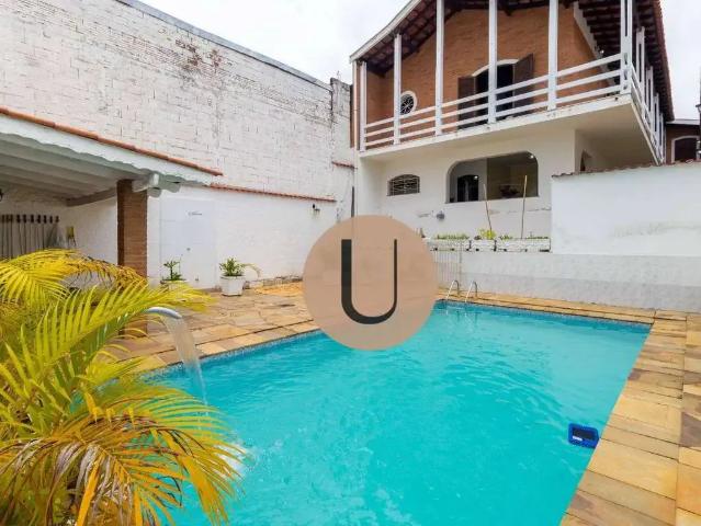 Casa / Sobrado para Venda em Caieiras/SP Centro 3 Quartos