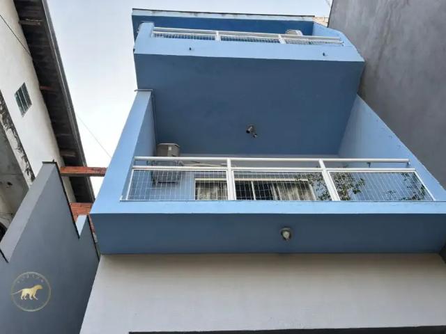 Casa / Sobrado para Venda em Caieiras/SP Laranjeiras 3 Quartos
