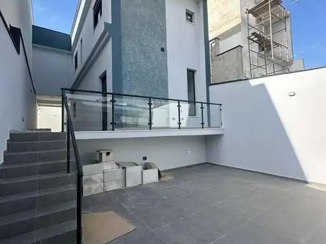 Casa / Sobrado para Venda em Caieiras/SP Laranjeiras 3 Quartos