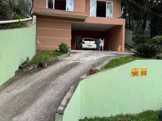 Casa / Sobrado para Venda em Cajamar/SP Alpes dos Araçás Jordanésia 3 Quartos