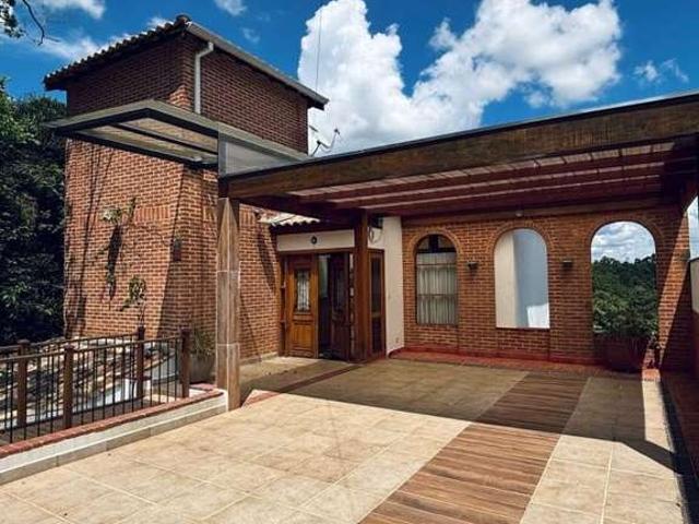 Casa / Sobrado para Venda em Cajamar/SP Alpes dos Araçás Jordanésia 4 Quartos