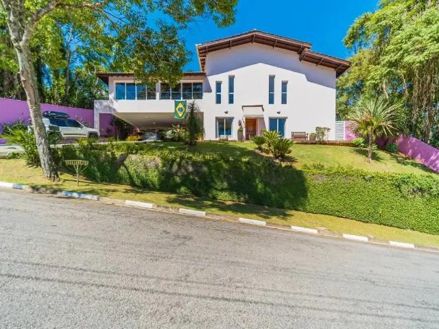 Casa / Sobrado para Venda em Cajamar/SP Alpes dos Araçás Jordanésia 6 Quartos