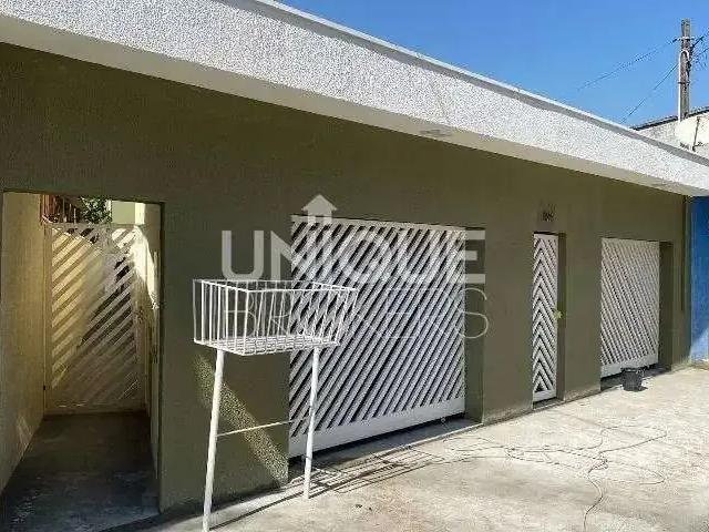 Casa / Sobrado para Venda em Cajamar/SP Jordanésia 5 Quartos