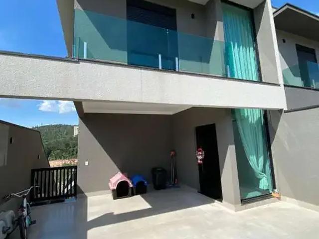 Casa / Sobrado para Venda em Cajamar/SP Portais Polvilho 4 Quartos