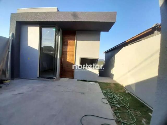 Casa / Sobrado para Venda em Cajamar/SP Portais Polvilho 3 Quartos