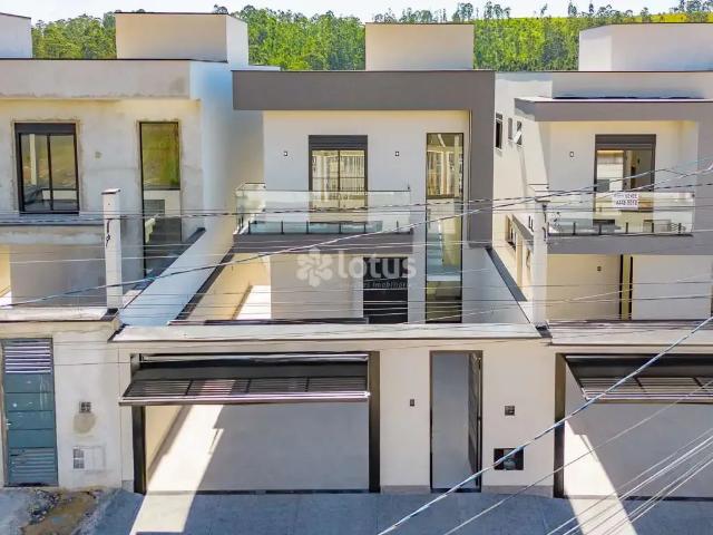 Casa / Sobrado para Venda em Cajamar/SP Portais Polvilho 3 Quartos