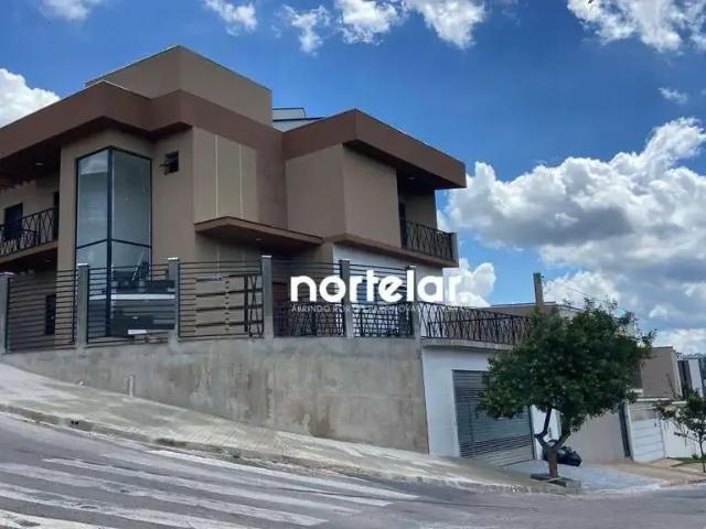 Casa / Sobrado para Venda em Cajamar/SP Portais Polvilho 3 Quartos