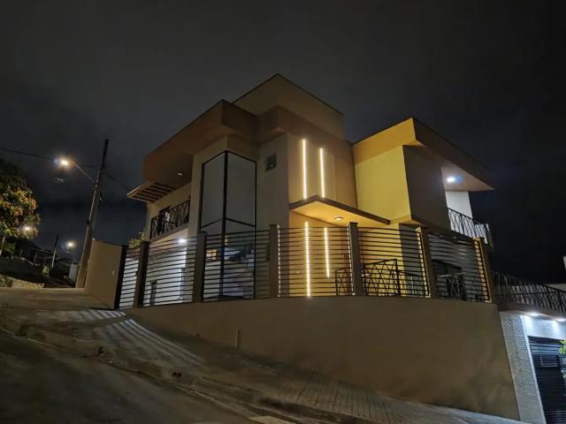 Casa / Sobrado para Venda em Cajamar/SP Portais Polvilho 3 Quartos