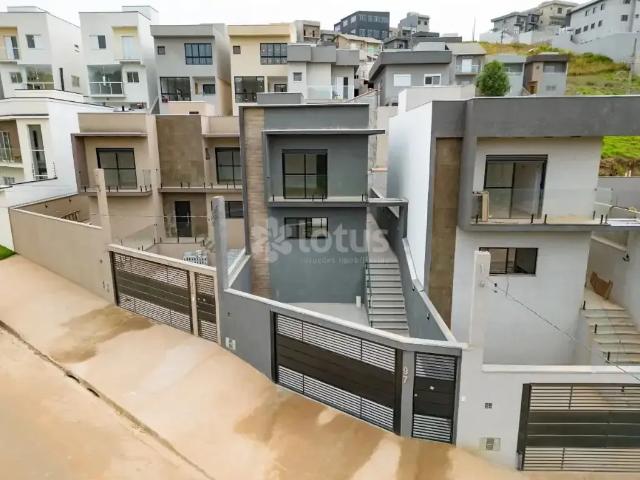 Casa / Sobrado para Venda em Cajamar/SP Portais Polvilho 3 Quartos