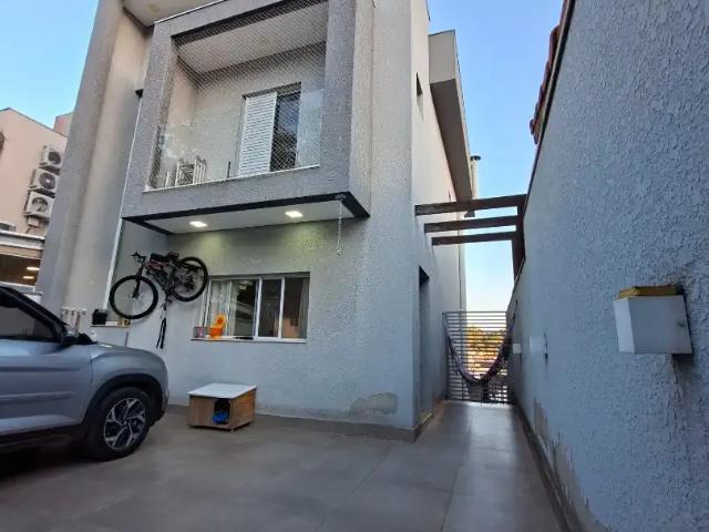 Casa / Sobrado para Venda em Cajamar/SP Portais Polvilho 3 Quartos