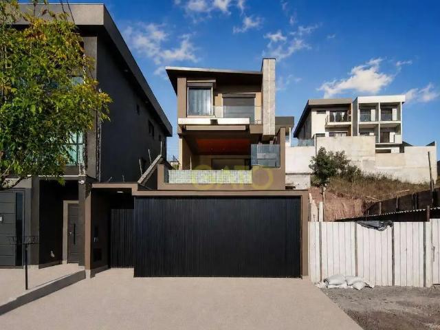 Casa / Sobrado para Venda em Cajamar/SP Portais Polvilho 3 Quartos