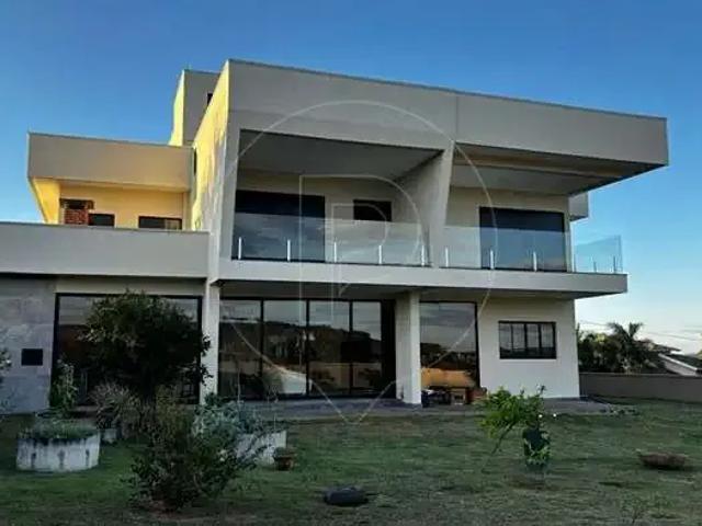Casa / Sobrado para Venda em Caldas Novas/GO Zona Rural 4 Quartos