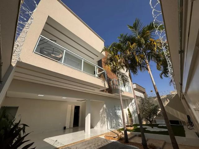 Casa / Sobrado para Venda em Caldas Novas/GO Bandeirante 4 Quartos