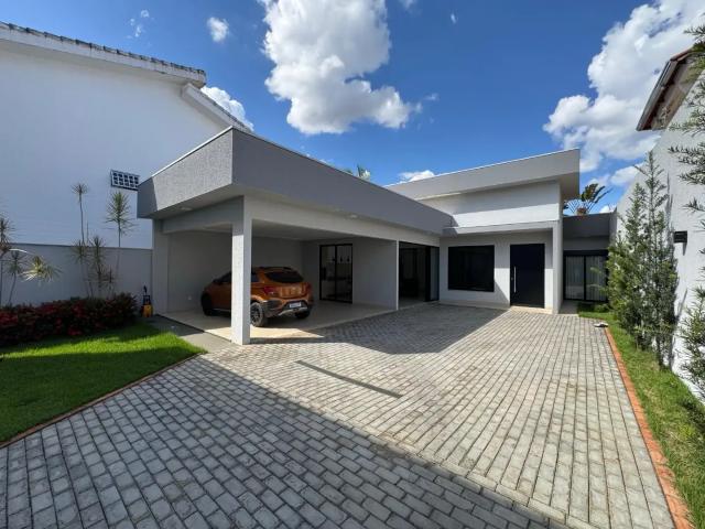 Casa / Sobrado para Venda em Caldas Novas/GO Bandeirante 3 Quartos