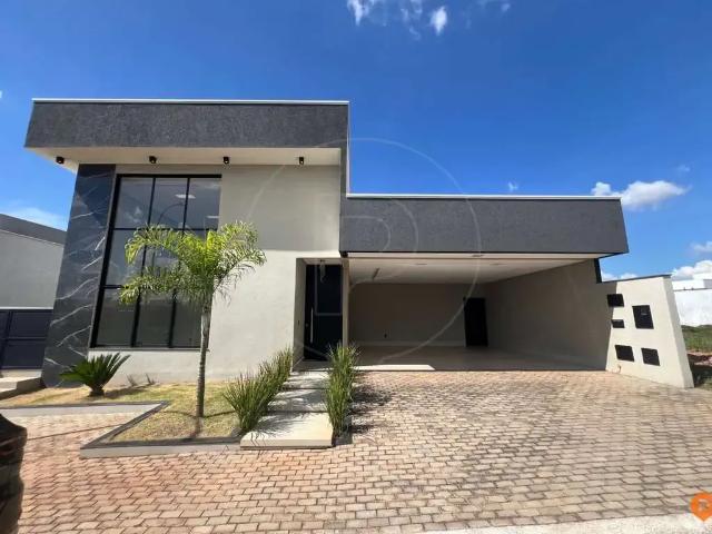 Casa / Sobrado para Venda em Caldas Novas/GO Condomínio Del Fiori 4 Quartos