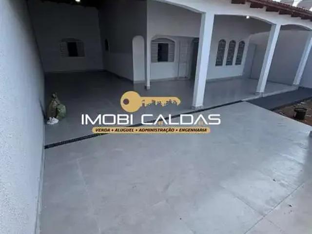 Casa / Sobrado para Venda em Caldas Novas/GO Estância Itaguaí 3 Quartos