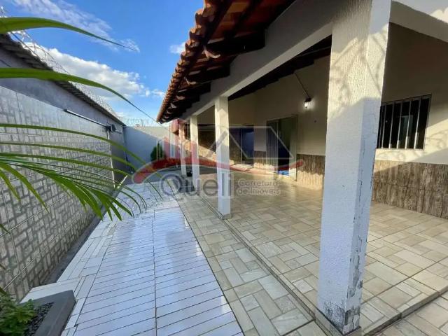 Casa / Sobrado para Venda em Caldas Novas/GO Estância Itaguaí 3 Quartos