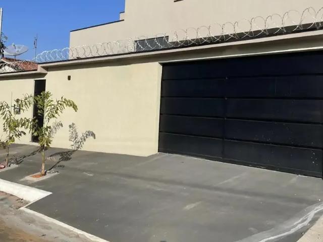 Casa / Sobrado para Venda em Caldas Novas/GO Estância Itaguaí 3 Quartos