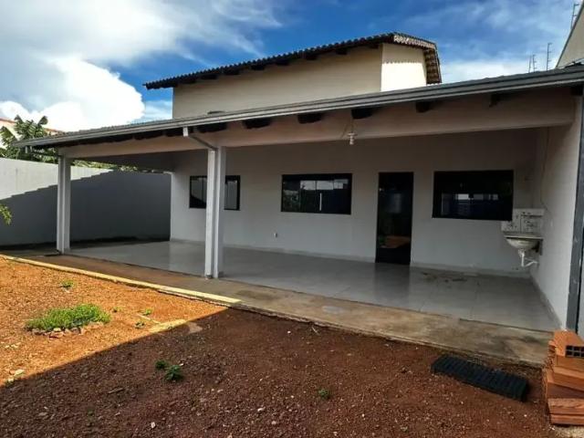 Casa / Sobrado para Venda em Caldas Novas/GO Estância Itaguaí 3 Quartos