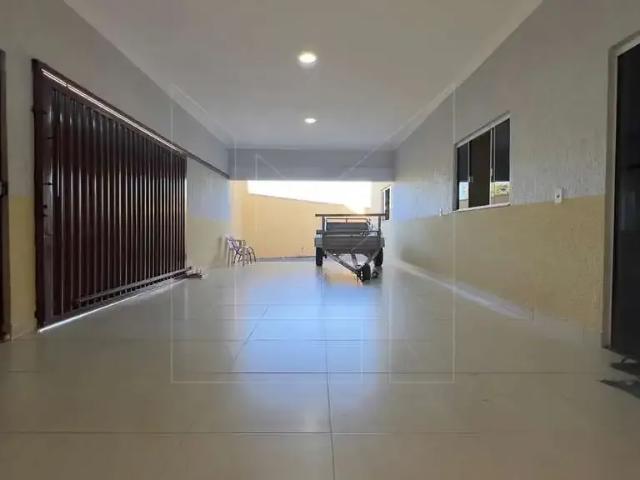 Casa / Sobrado para Venda em Caldas Novas/GO Jardim Belvedere 3 Quartos