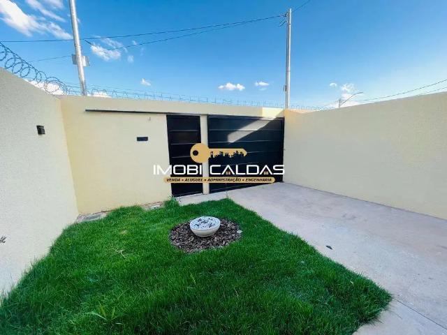 Casa / Sobrado para Venda em Caldas Novas/GO Jardim Serrano 3 Quartos