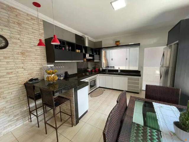 Casa / Sobrado para Venda em Caldas Novas/GO Jardim Serrano 3 Quartos