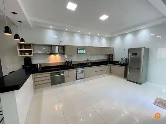 Casa / Sobrado para Venda em Caldas Novas/GO Jardim Serrano 3 Quartos