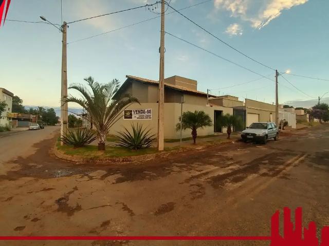 Casa / Sobrado para Venda em Caldas Novas/GO Jardim Serrano 3 Quartos
