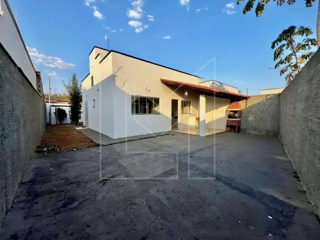 Casa / Sobrado para Venda em Caldas Novas/GO Jardim Vitória 2 Quartos