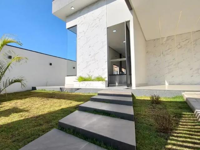 Casa / Sobrado para Venda em Caldas Novas/GO Lago Sul 3 Quartos