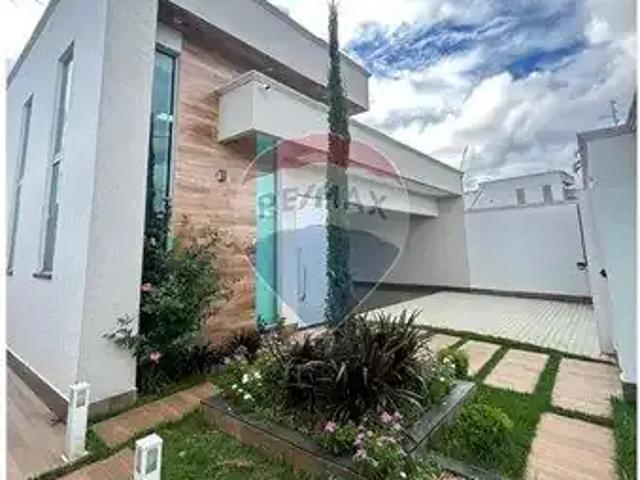 Casa / Sobrado para Venda em Caldas Novas/GO Lago Sul 3 Quartos