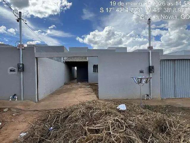 Casa / Sobrado para Venda em Caldas Novas/GO Mansões Águas Quentes 2 Quartos