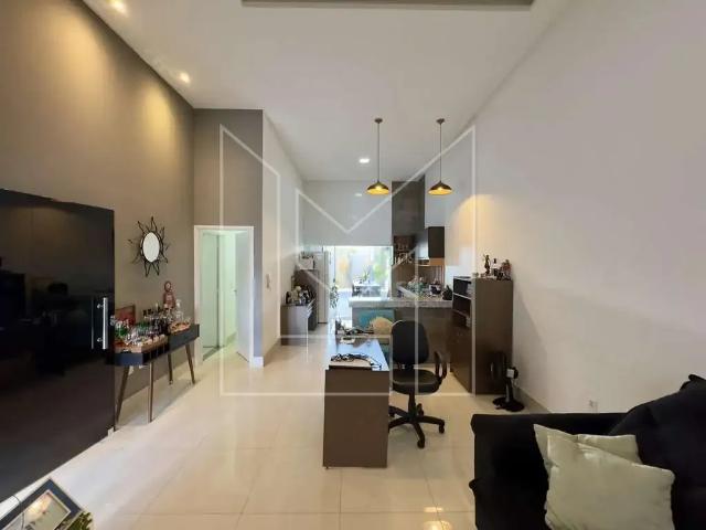Casa / Sobrado para Venda em Caldas Novas/GO Mansões Águas Quentes 2 Quartos