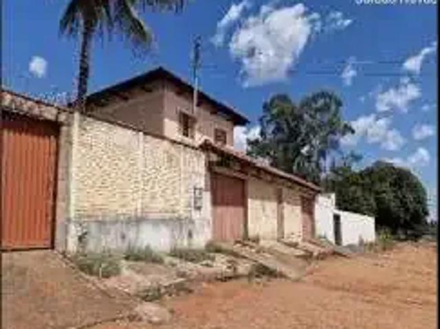 Casa / Sobrado para Venda em Caldas Novas/GO Mansões Águas Quentes 5 Quartos