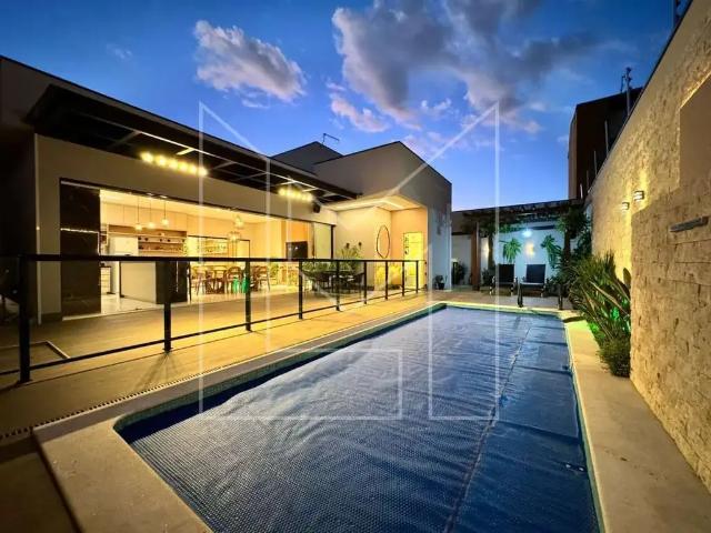 Casa / Sobrado para Venda em Caldas Novas/GO Nova Vila 4 Quartos