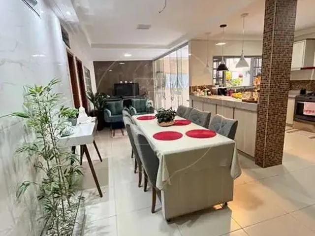 Casa / Sobrado para Venda em Caldas Novas/GO Olegário Pinto 3 Quartos