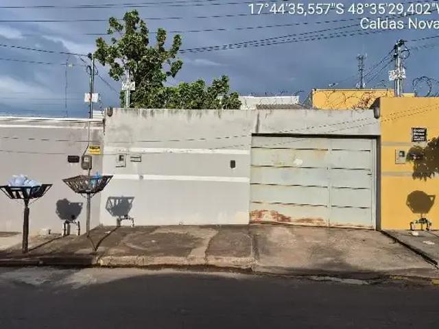 Casa / Sobrado para Venda em Caldas Novas/GO Parque Residencial Holliday 2 Quartos