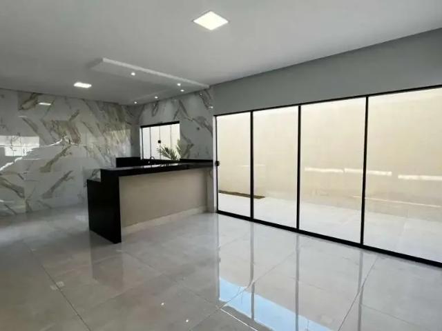 Casa / Sobrado para Venda em Caldas Novas/GO Popular 3 Quartos