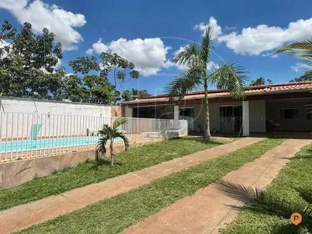 Casa / Sobrado para Venda em Caldas Novas/GO Portal águas Quentes 4 Quartos