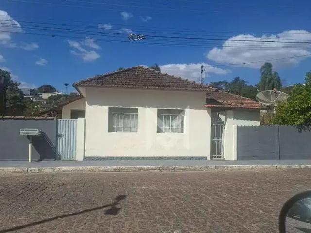 Casa / Sobrado para Venda em Caldas/MG Centro 2 Quartos