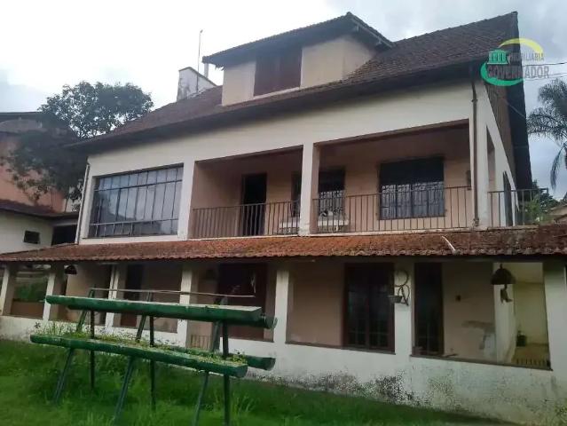 Casa / Sobrado para Venda em Caldas/MG Centro 5 Quartos