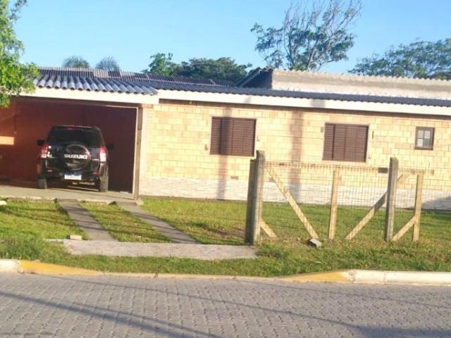 Casa / Sobrado para Venda em Capão da Canoa/RS Araça 2 Quartos