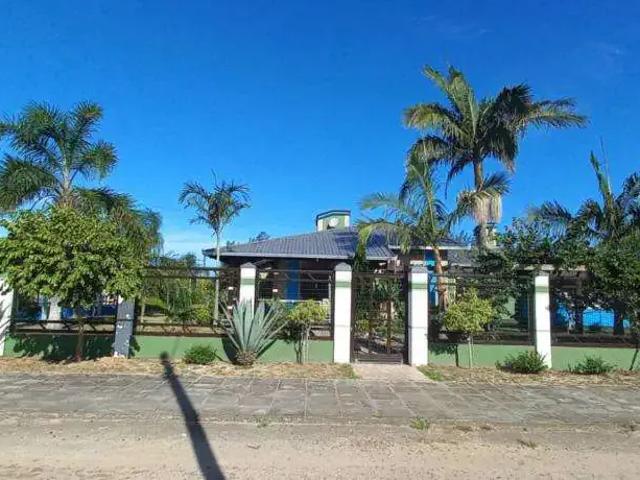 Casa / Sobrado para Venda em Capão da Canoa/RS Arroio Teixeira 4 Quartos