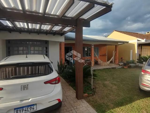 Casa / Sobrado para Venda em Capão da Canoa/RS Arroio Teixeira 3 Quartos